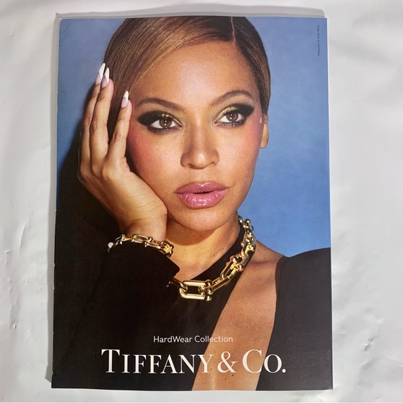 Vanity Fair | Accents | Vanity Fair Magazine October 222 Olivia Wilde ...